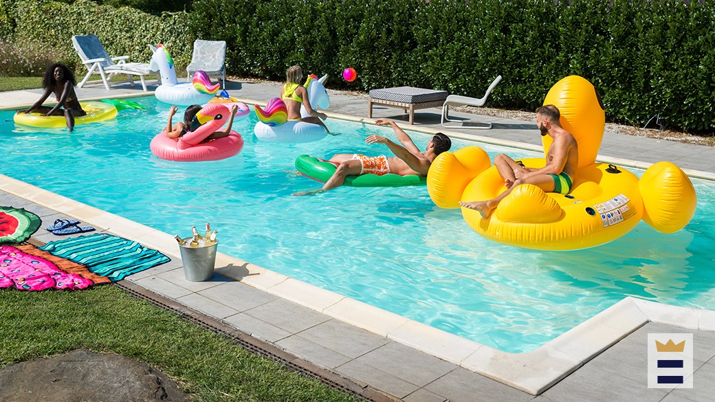 Pool party ideas for large yards